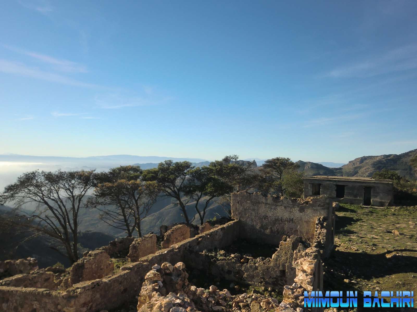Nador ciel & terre/Ruines campement Hardú
